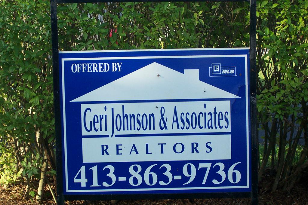 Map and Directions to Geri Johnson & Associates Realtors in Gill, MA 01354