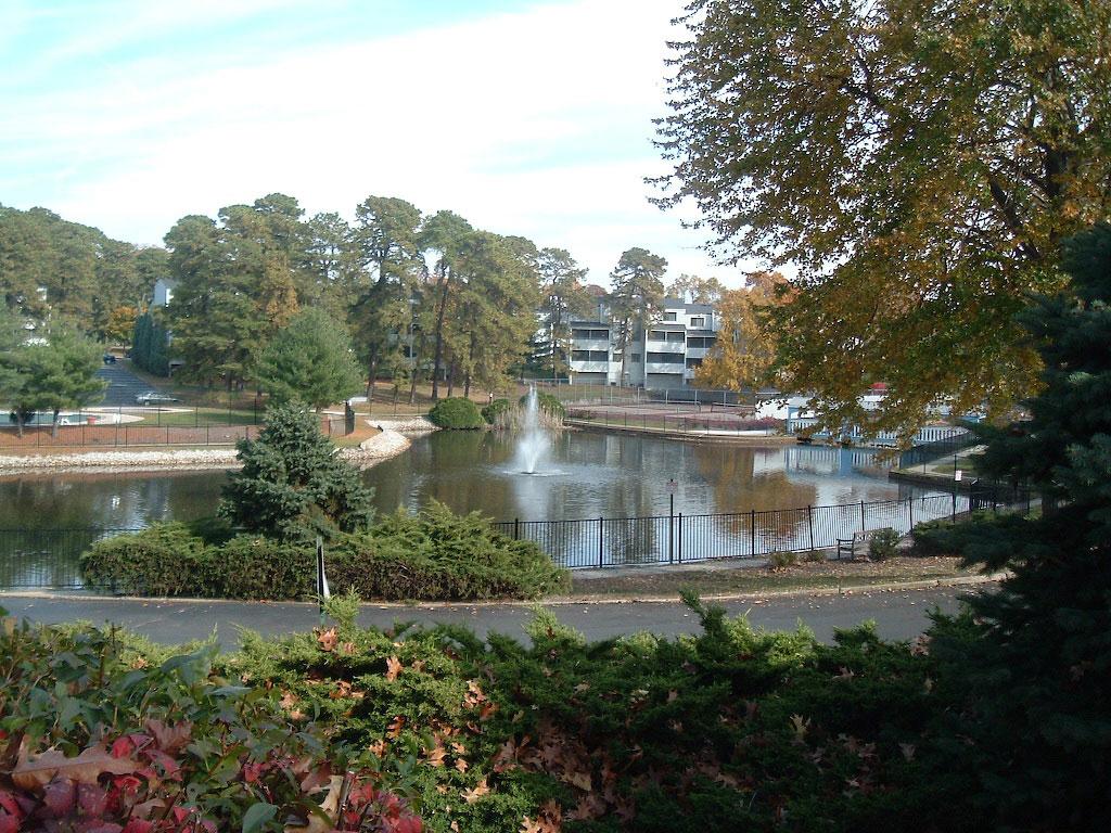 Pictures for The Landings At Pine Lake in Clementon, NJ 08021