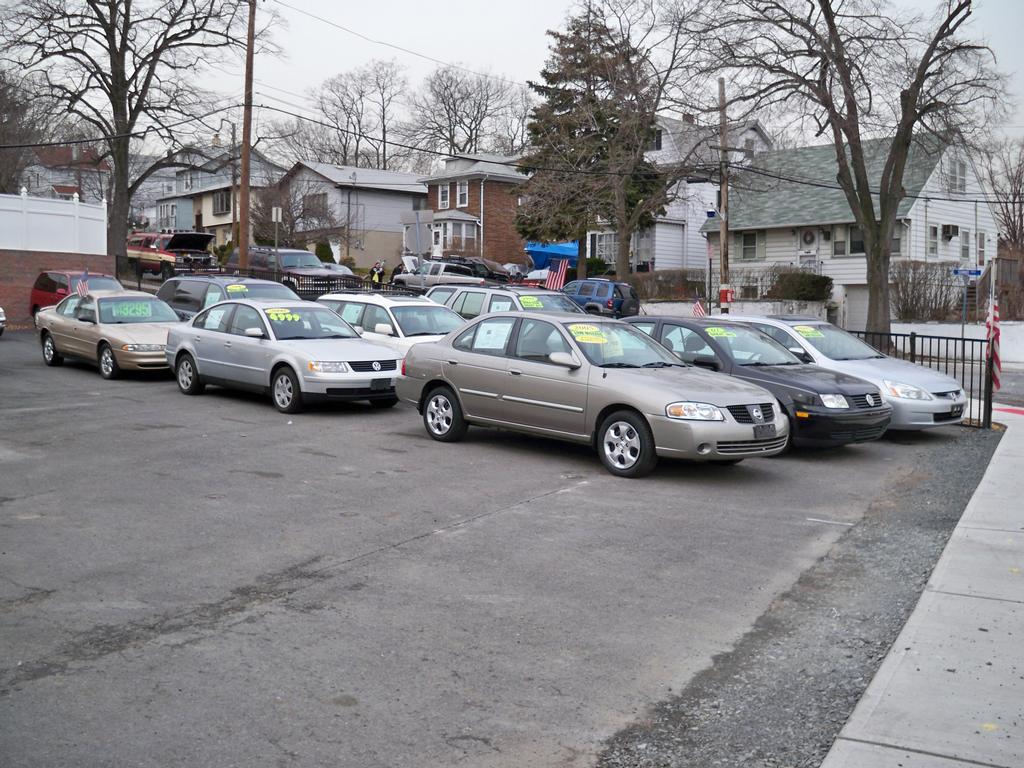 Pictures for Faraj Auto Trader Inc in Rutherford, NJ 07070