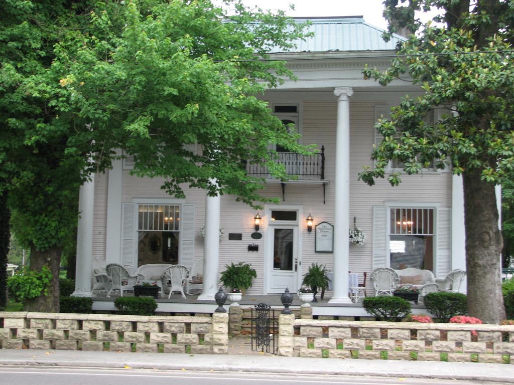 Map and Directions to Magnolia House Restaurant, Bed & Breakfast and ...