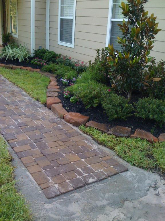 paver flower bed from Greenscape Innovations in Conroe, TX 77385