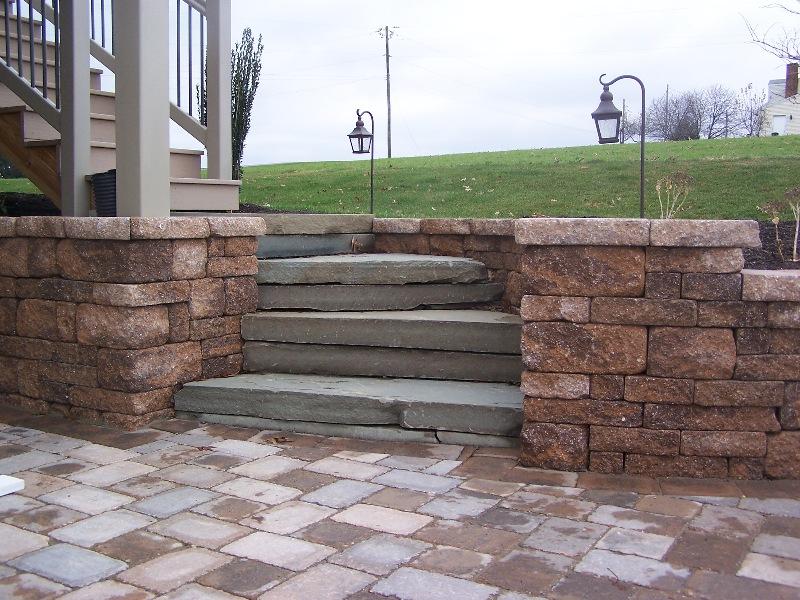 Natural stone steps from Willow Gates Landscaping & Pavers in Mohnton ...