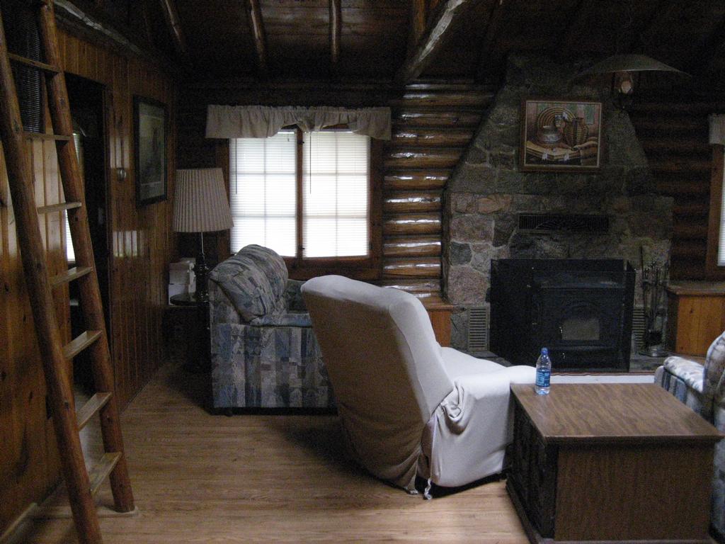 Pictures for Rustic Haven Resort in Crandon, WI 54520 | Resorts