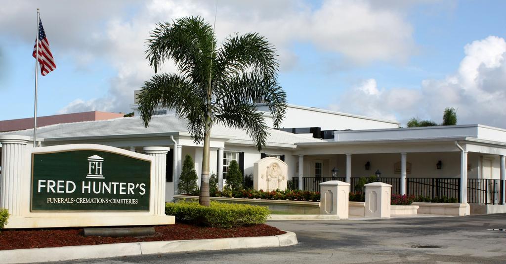 Map and Directions to Fred Hunters Funeral Homes in Hollywood, FL 33024