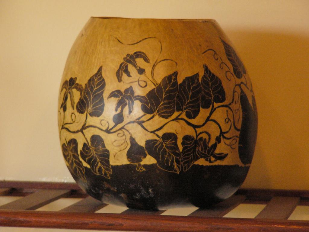 Michael Harburg Vine Gourd_761 from Ipu Hale Gallery in Holualoa, HI 96725