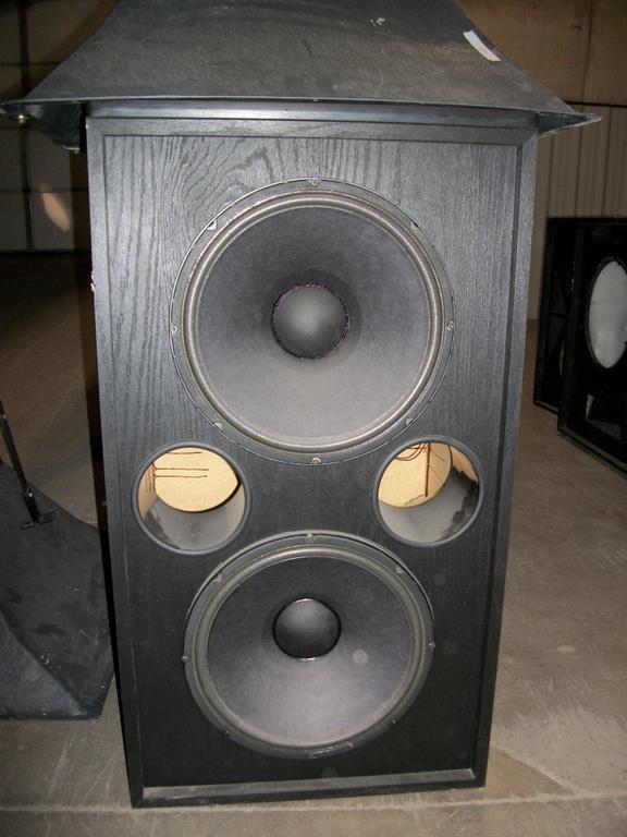 Electrovoice dual 15 inch driver, stage speaker, with XEQ504A crossover ...