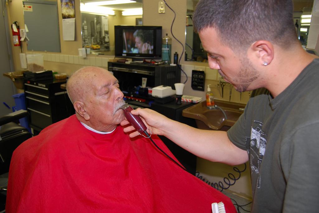 Sully The Barber/First Impressions Barber Shop Downtown Sanford ...