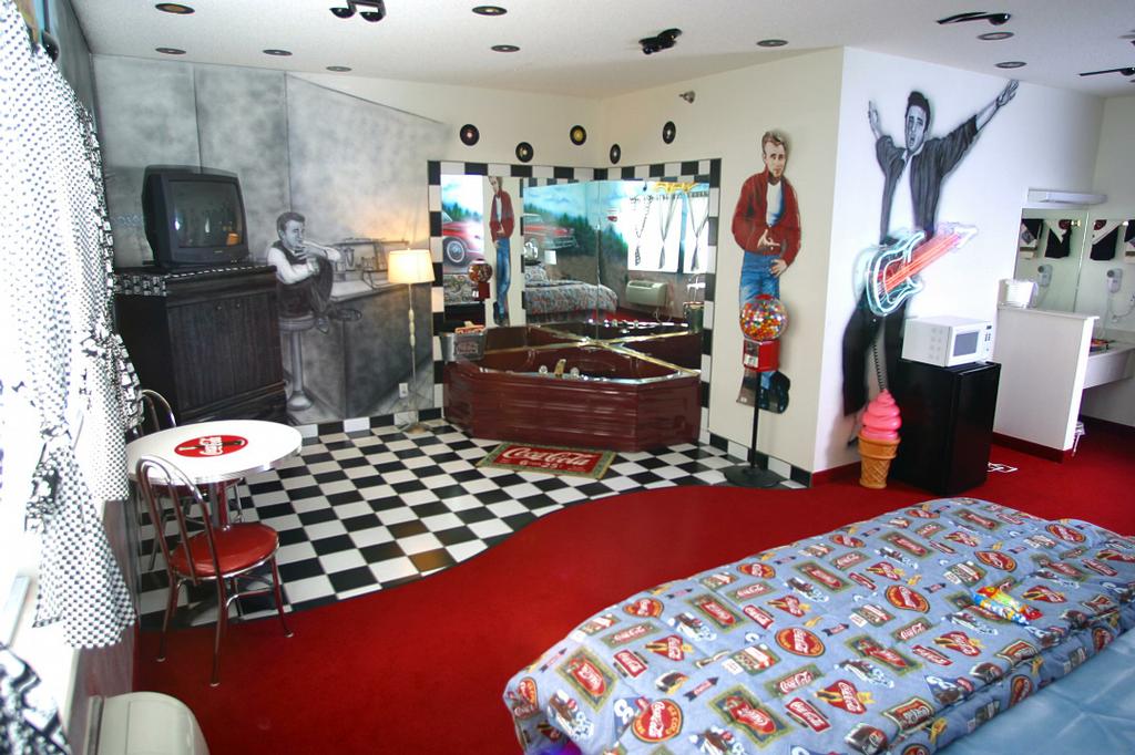 Fabulous 50's from Settle Inn & Suites in Bellevue, NE 68123