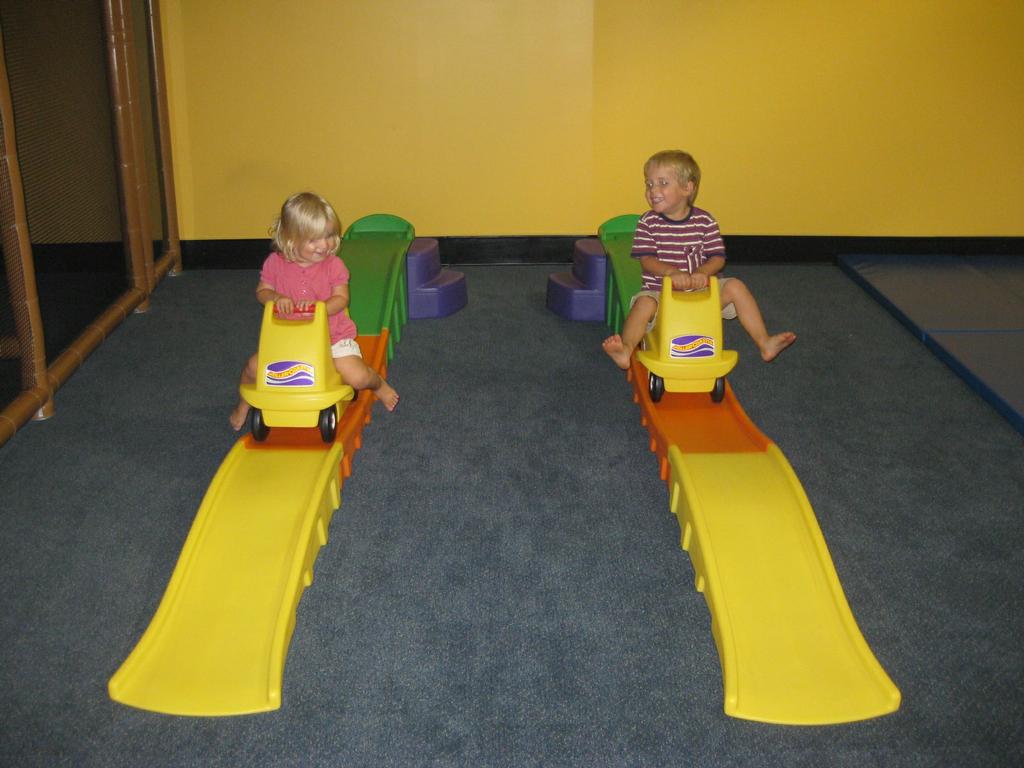 The Clubhouse Fun Zone - Ventura CA 93003 | 805-639-0414