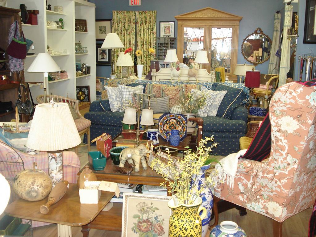 Full Circle Resale Boutique - Glenview IL 60025 | 847-901-5322