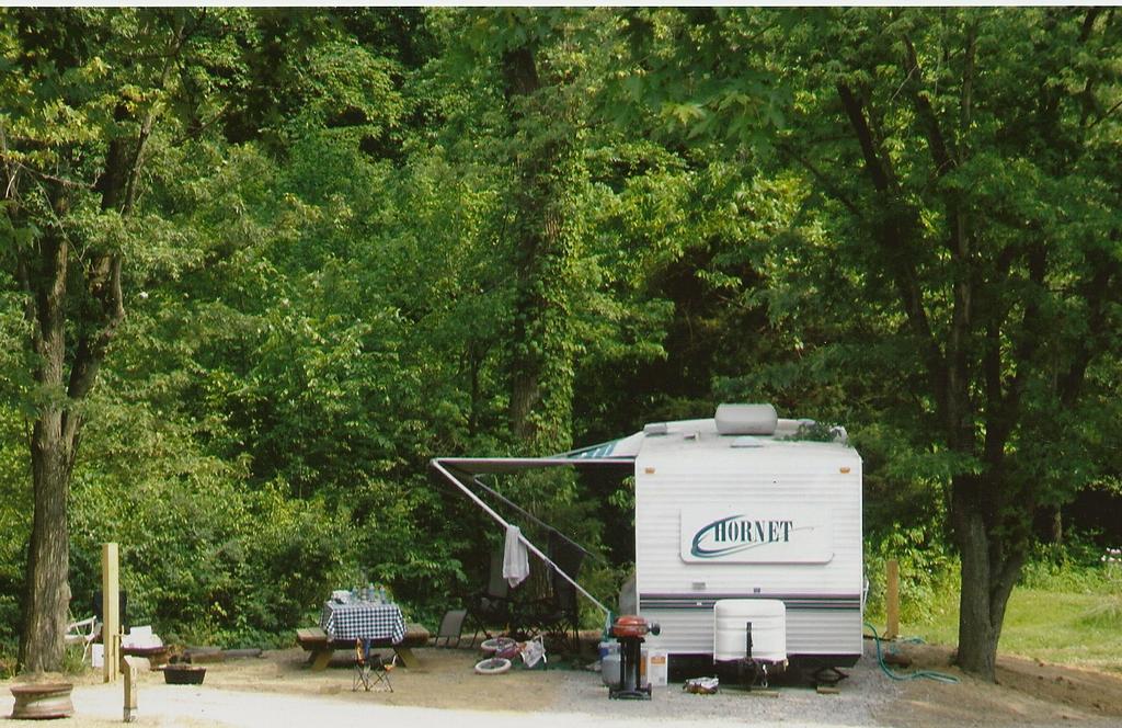 Bayview Campground & Cottages - Hillsboro OH 45133 | 937-393-3119