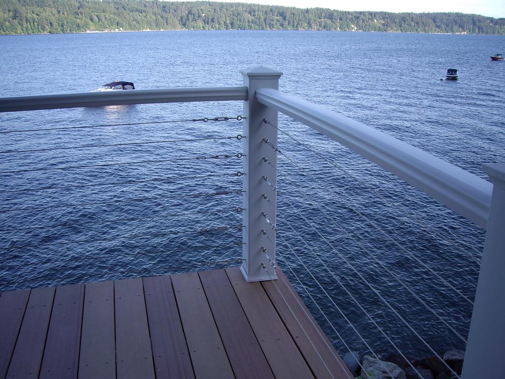 Trex deck with stainless cable railing and Trex handril from Winter ...