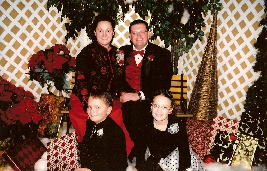 Pastor Eades & family from United Pentecostal Church of Eminence, Inc ...