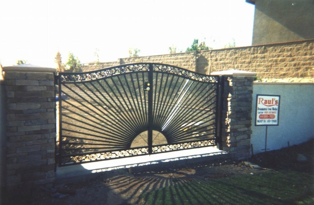 Rauls Ornamental Iron Works Inc. - Walnut CA 91789 | 909-595-7651