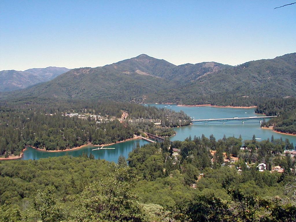 Shasta Lake Motel - Lakehead CA 96051 | 530-238-2545 | Hotels & Motels