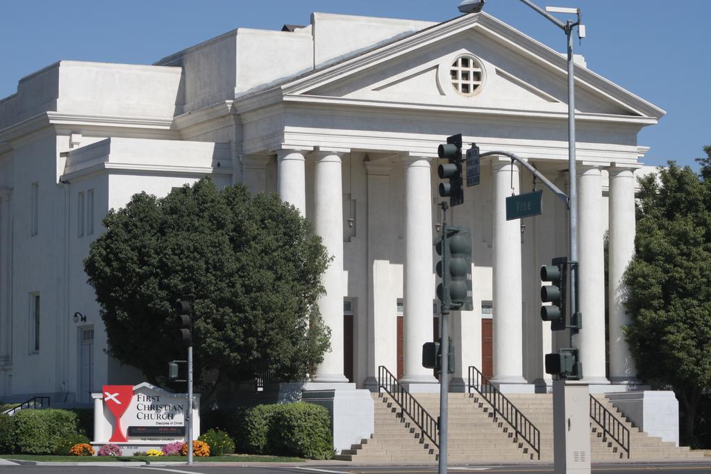 Map and Directions to First Christian Church of Ontario Disciples of ...