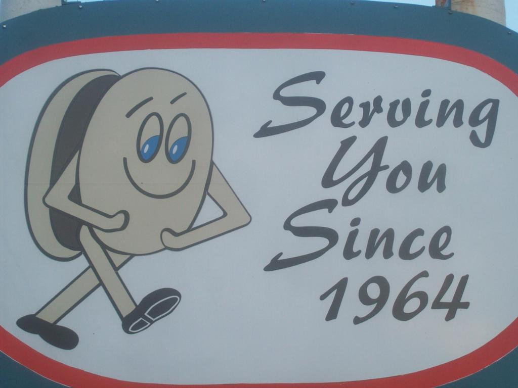 Mr Happy Burger - Elwood IN 46036 | 765-552-2781 | Burgers