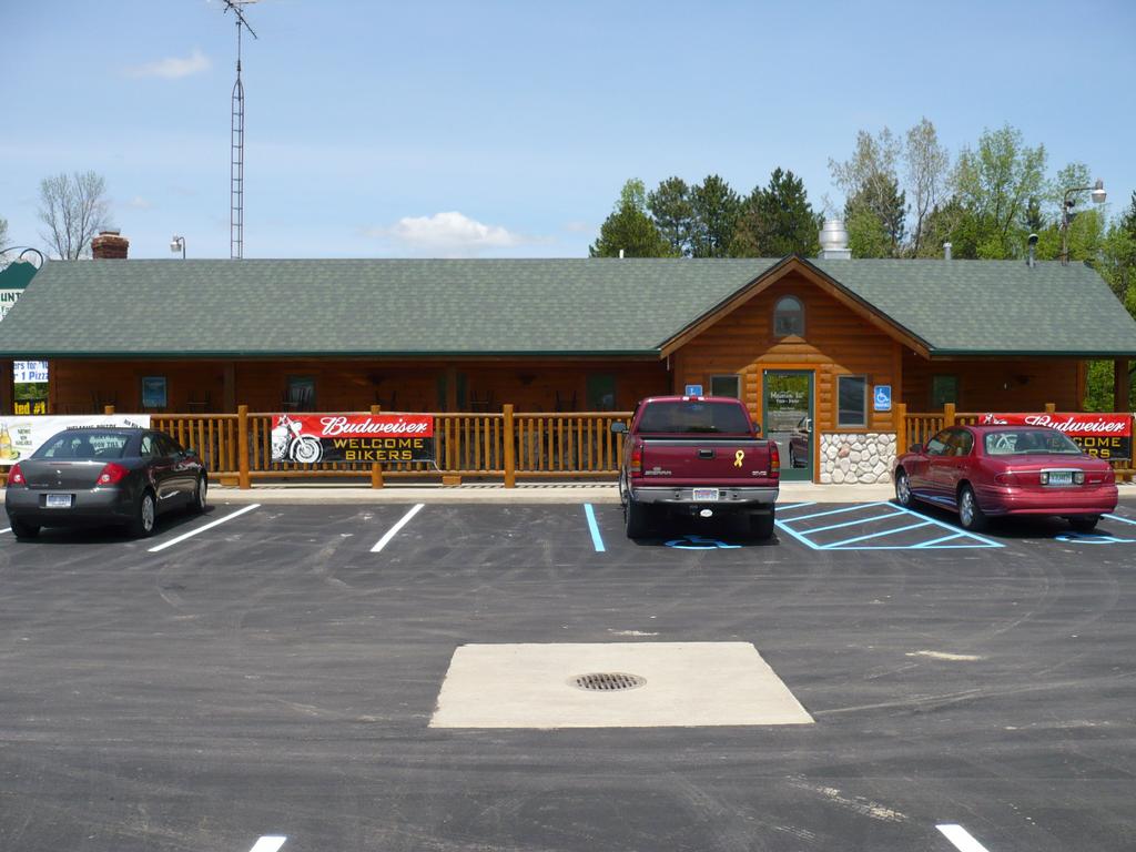 Map and Directions to Mountain Inn Food & Drinks in Mount Morris, MI 48458