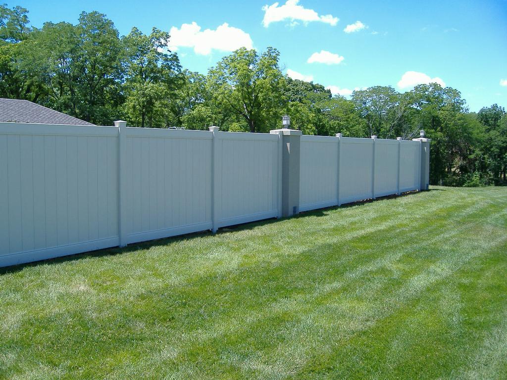 Ballard Fence LLC - Smithville MO 64089 | 816-532-0064