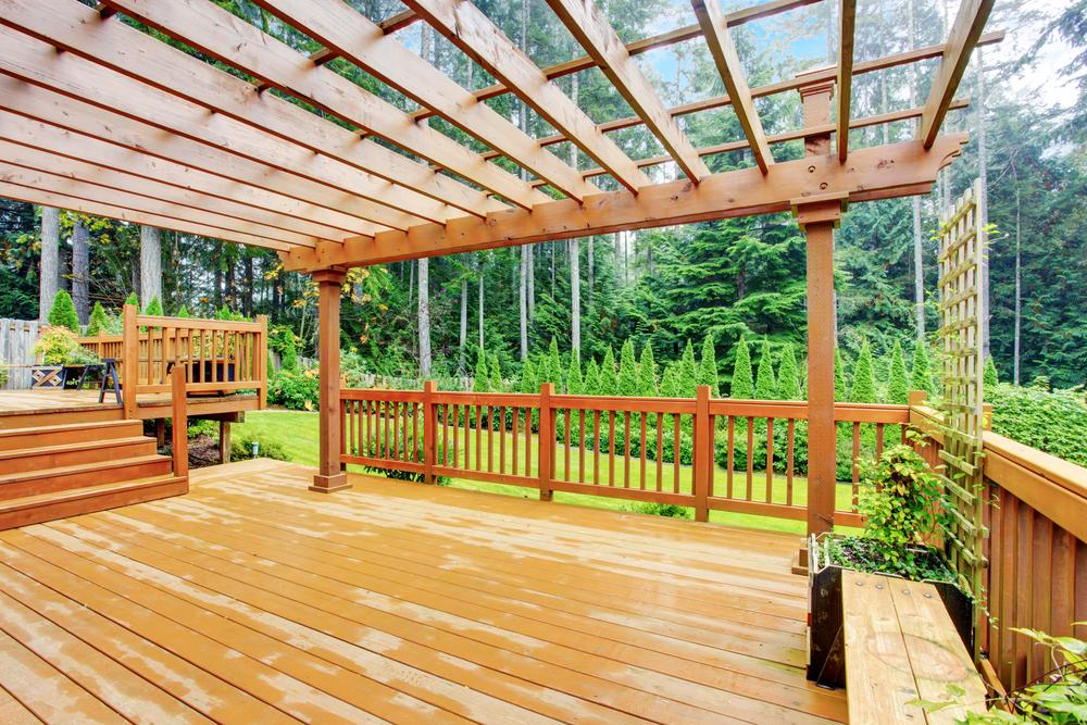 How to Build a Triangular Pergola - Articles - MerchantCircle